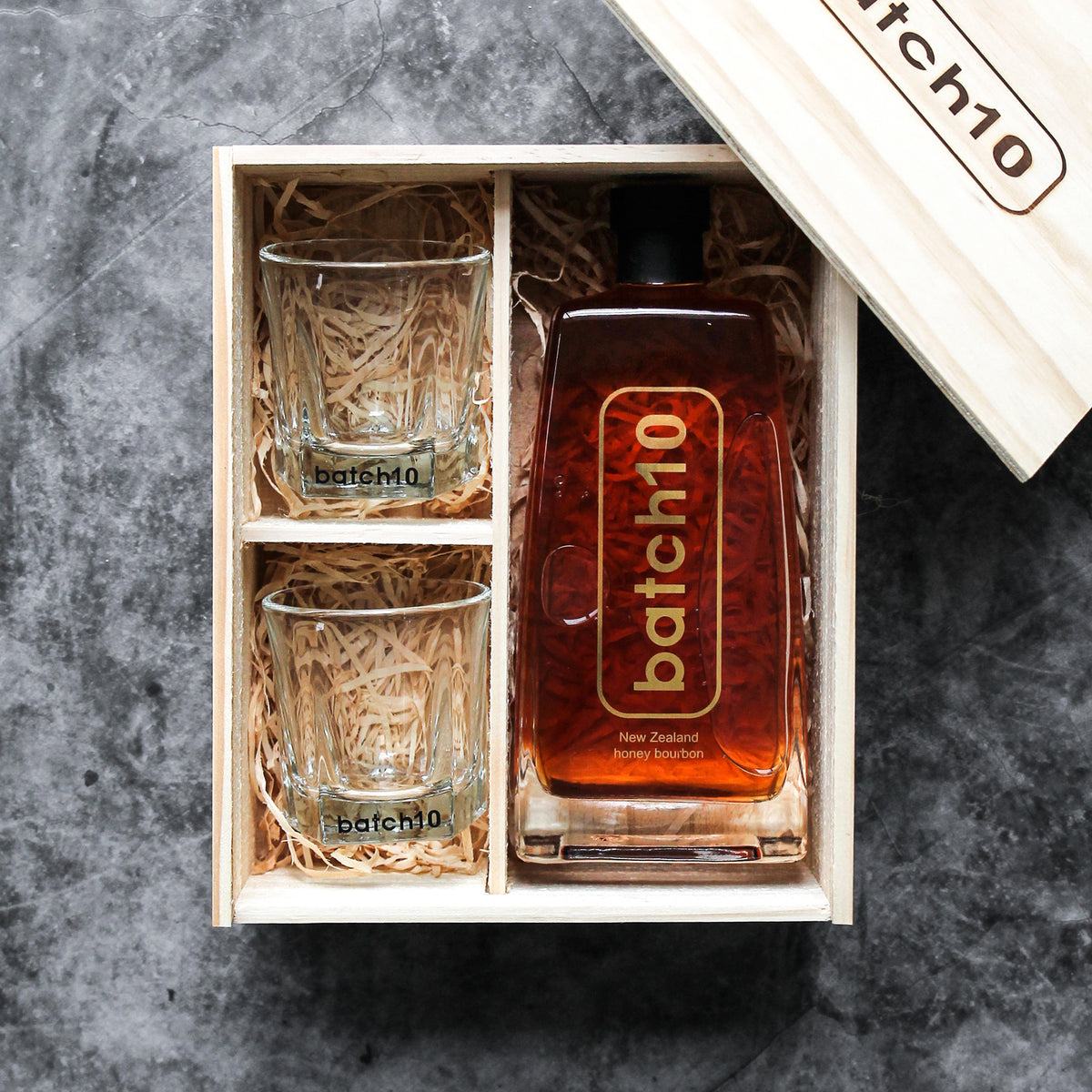 New Zealand Honey Bourbon Gift Box – batch10 Spirits